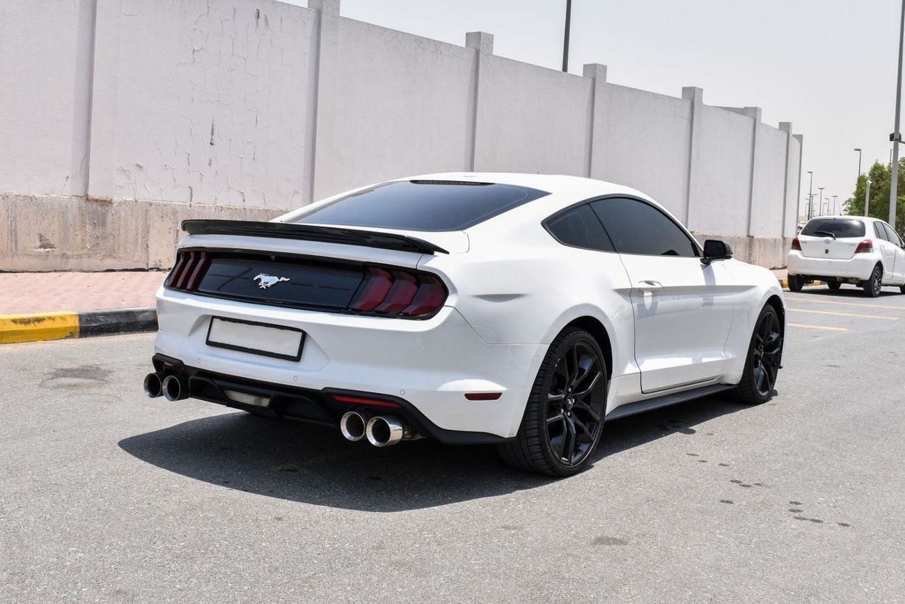 Used Ford Mustang EcoBoost 2020 for sale in Sharjah - 753892