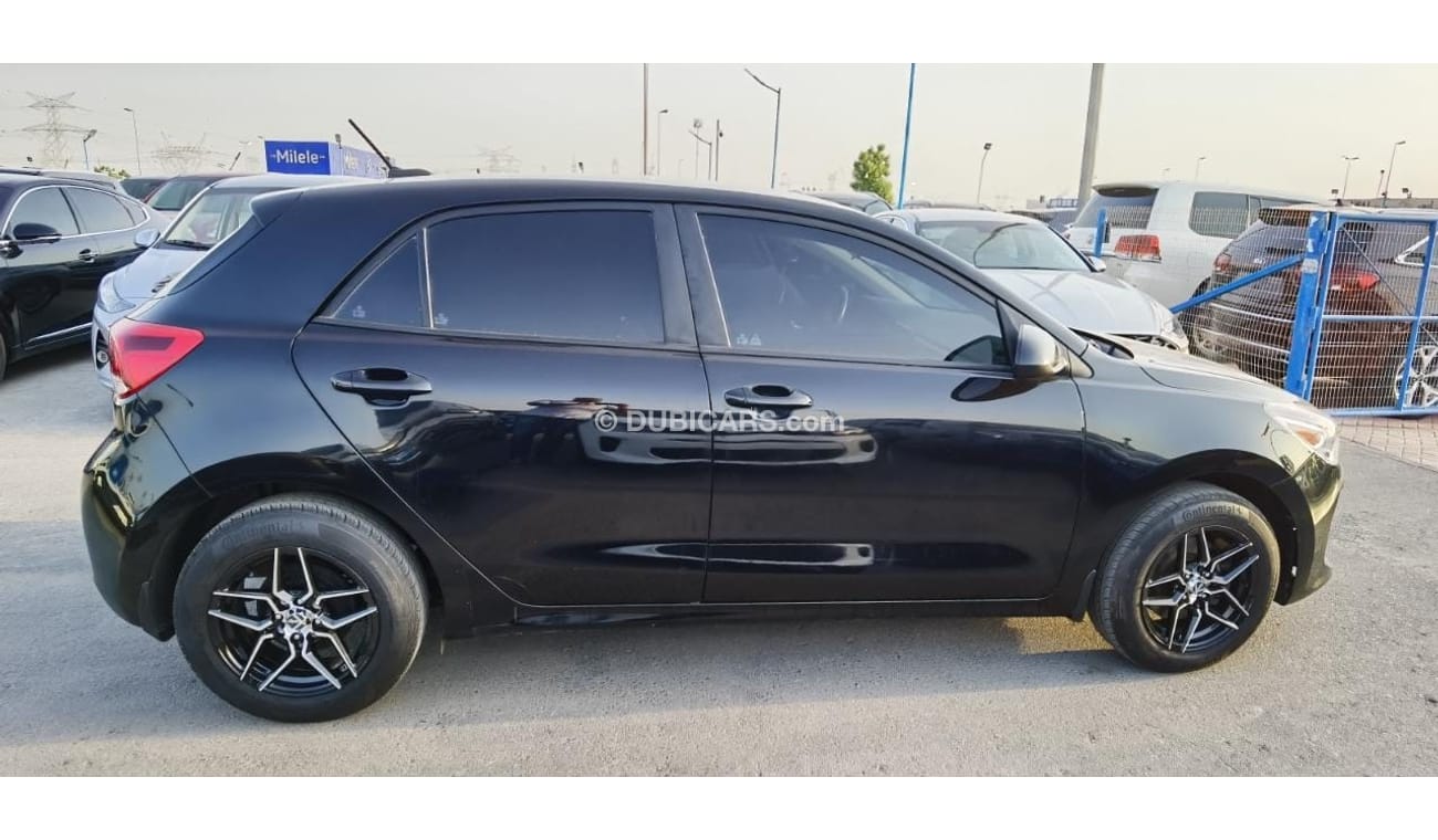 Used KIA RIO 2020 BLACK 2020 for sale in Dubai - 652806