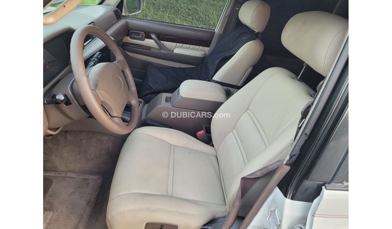 Used Lexus LX 450 1996 for sale in Dubai - 566441