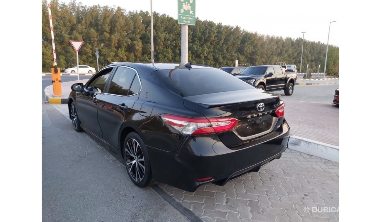 Used Toyota Camry SE Very Clean Car 2020 for sale in Dubai - 552187