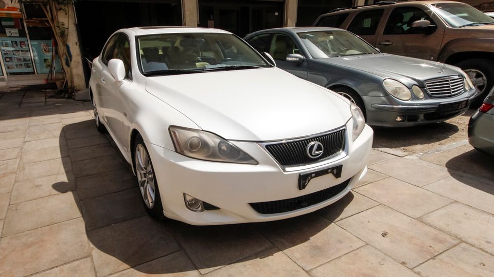 Used Lexus IS300 2007 for sale in Dubai - 29702