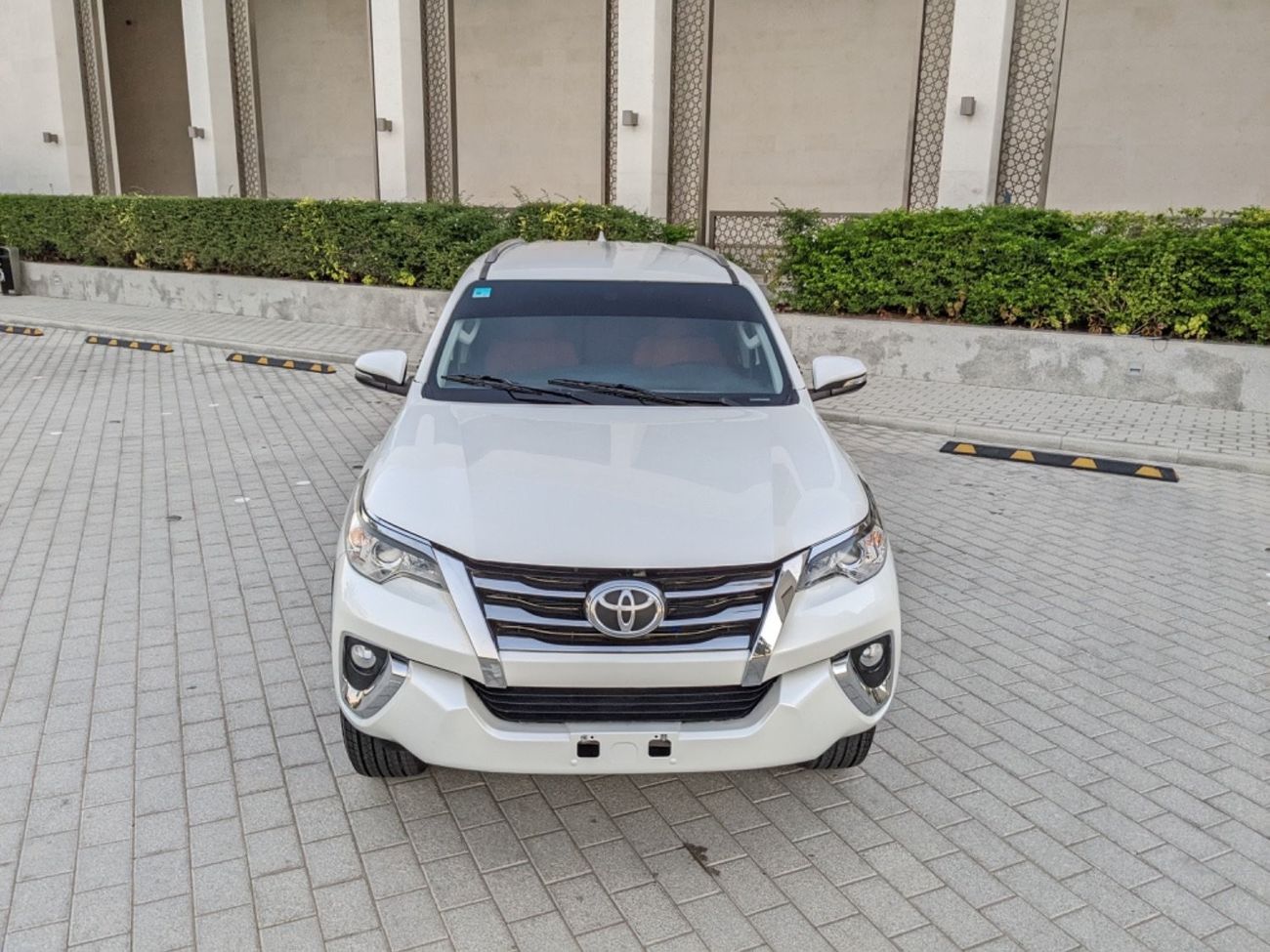 Used Toyota Fortuner 2018 for sale in Dubai - 704301