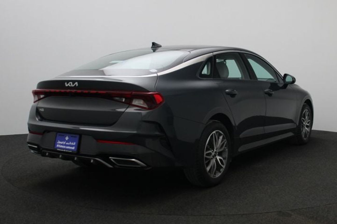 Used Kia K5 LX 2.0 2023 for sale in Dubai - 867105