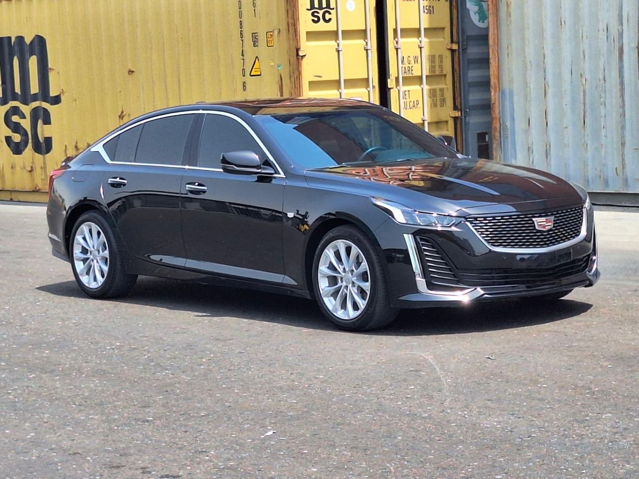 Used Cadillac CT5 Premium Luxury 2.0T 2023 for sale in Dubai - 863259
