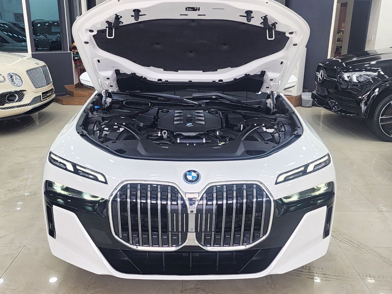 Used BMW 760Li 2023 BMW 760I X-DRIVE, WITH WARRANTY, AUTOMATIC V8 4.4L ...