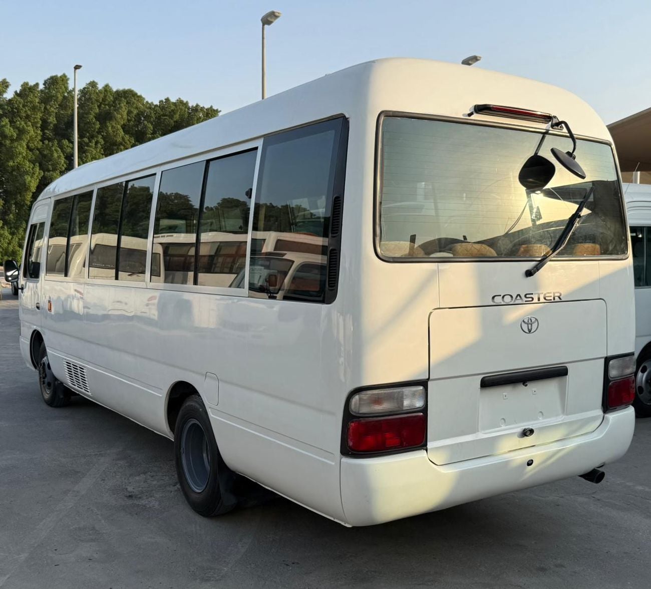 Used Toyota Coaster 2009 for sale in Dubai - 912175