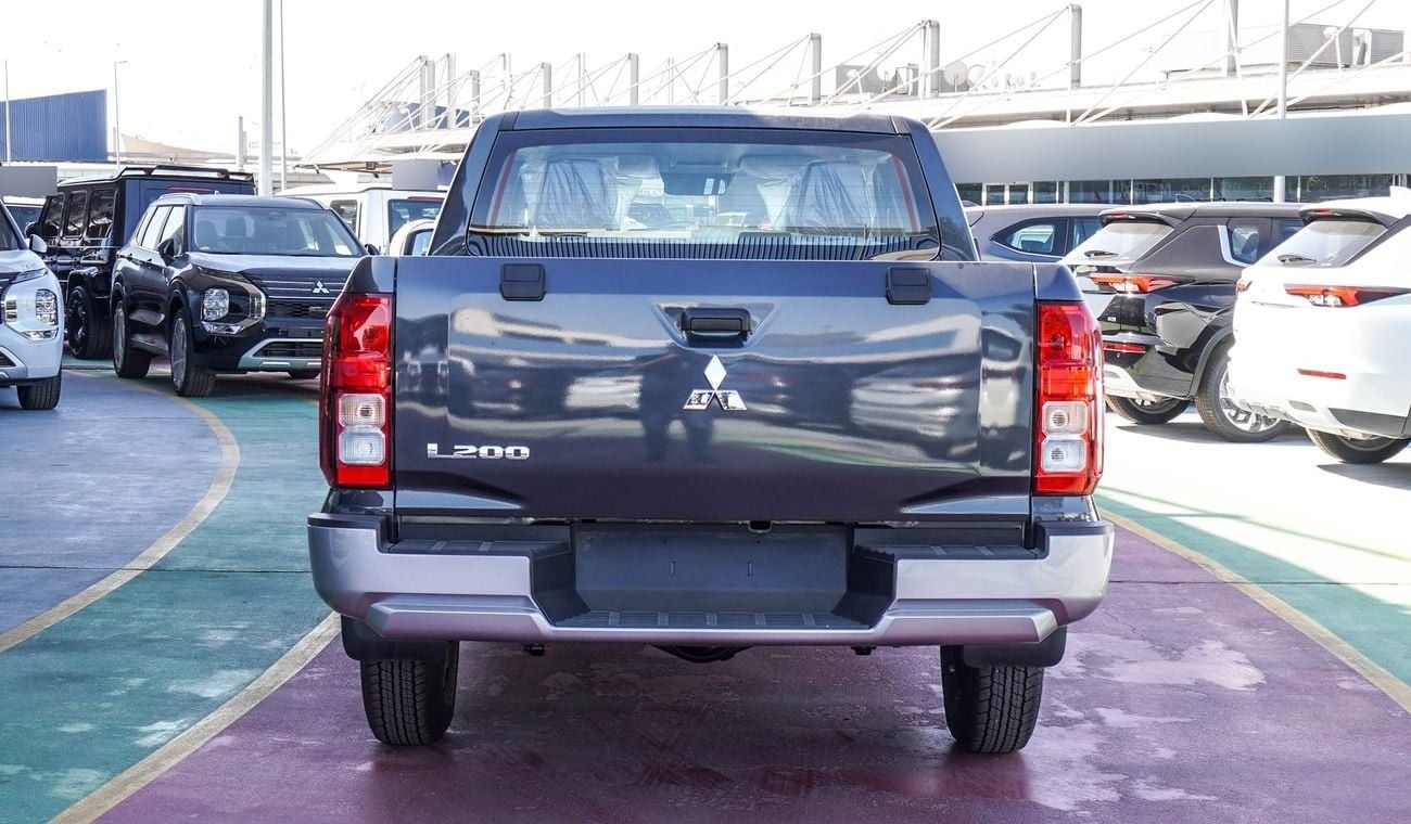 New Mitsubishi L200 2.4L Diesel 4WD M/T 2025 for sale in Dubai - 819630