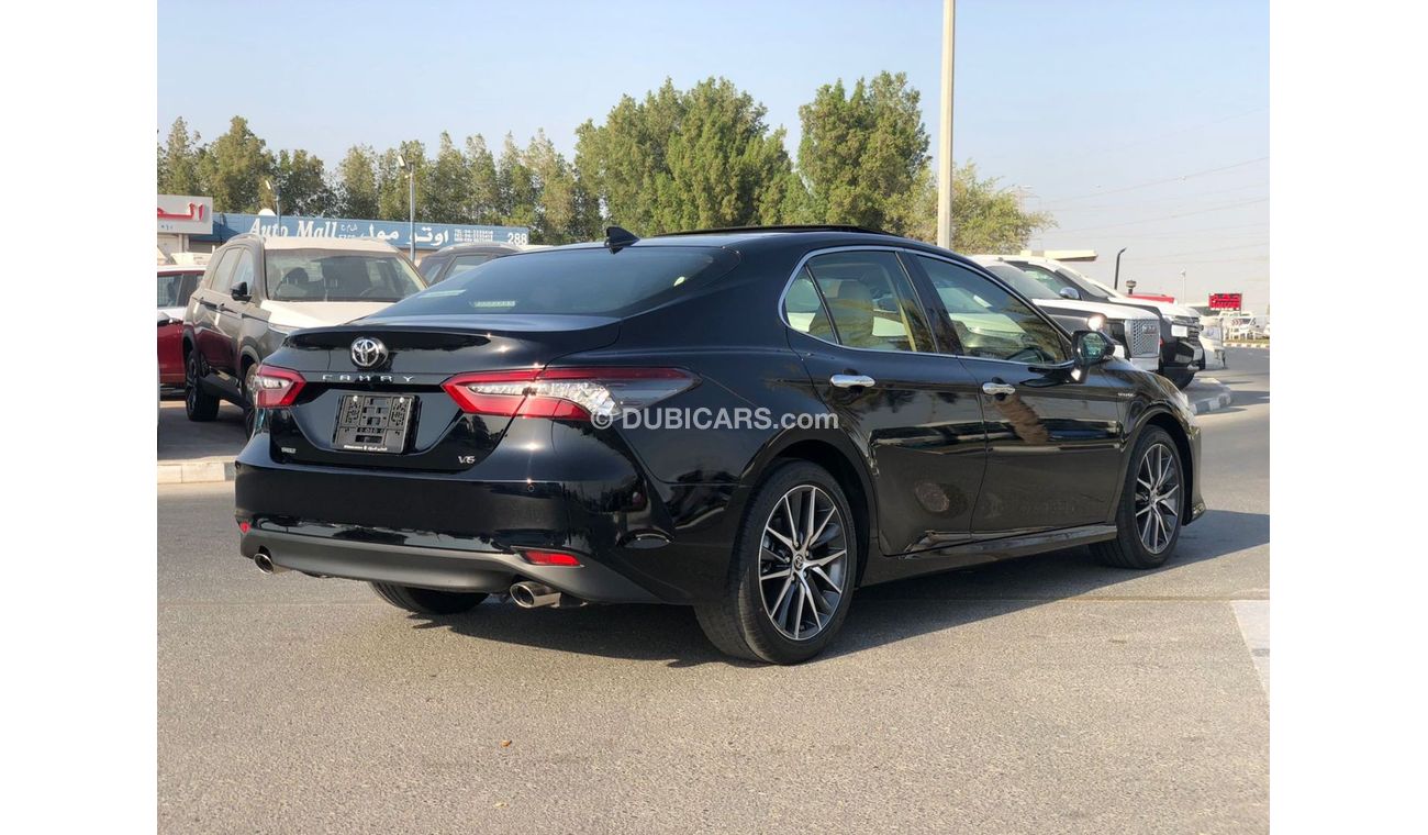 New Toyota Camry SE+ GRANDE V6 2022 2022 for sale in Dubai - 542568