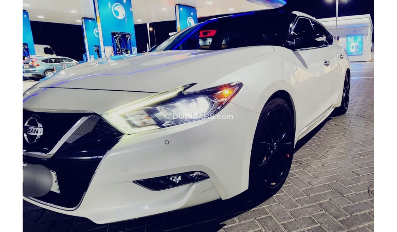 Used Nissan Maxima SR - MIDNIGHT EDITION 2018 for sale in Dubai - 631093