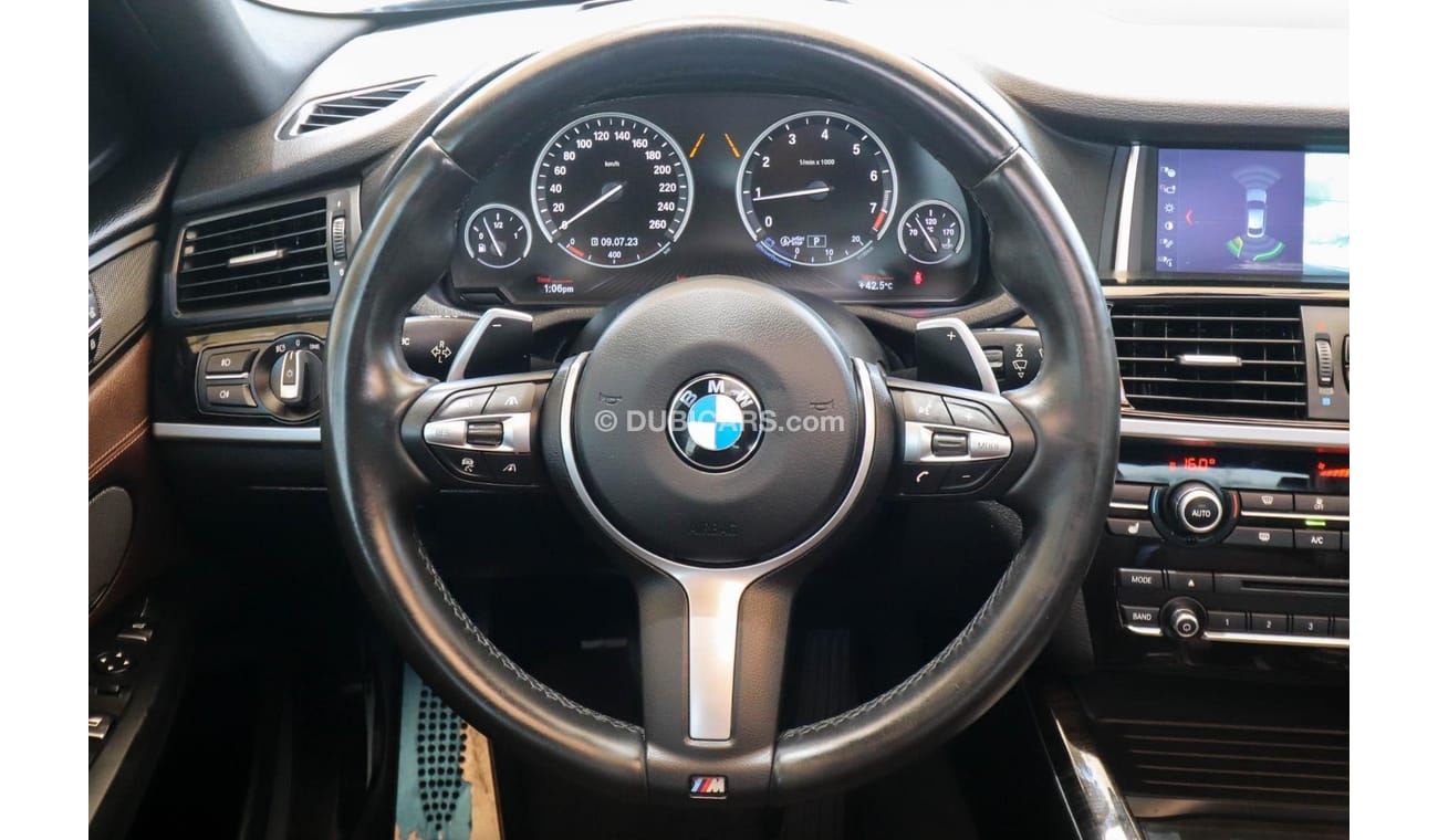 Used BMW X4 F26 2017 for sale in Dubai - 637606