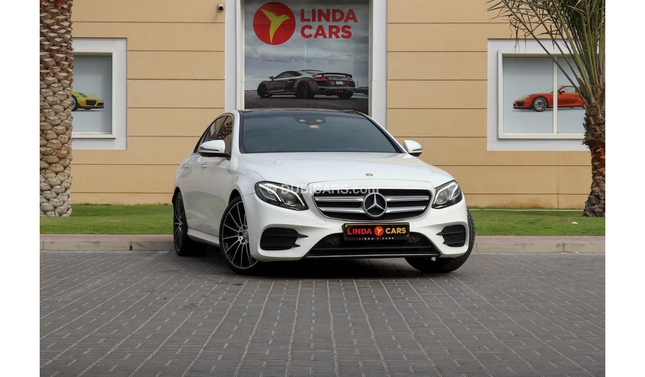 Used Mercedes-Benz E200 W213 2017 for sale in Dubai - 646586