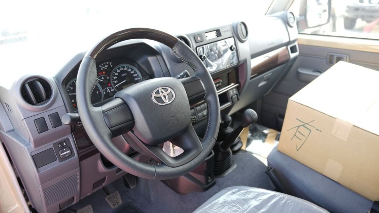 New Toyota Land Cruiser Hard Top TOYOTA LC75 5DOORS 4.0L PETROL 2024 ...