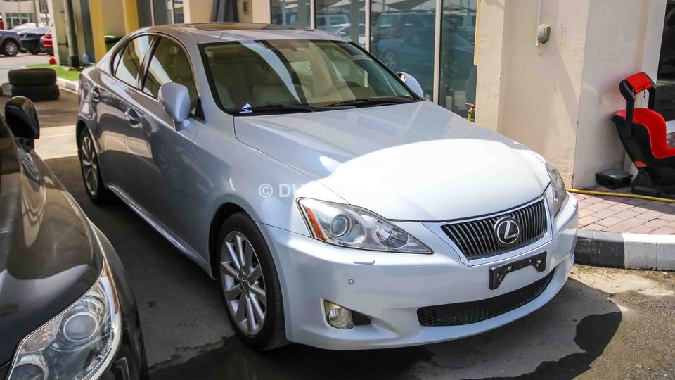 Used Lexus IS300 2009 for sale in Sharjah - 119204