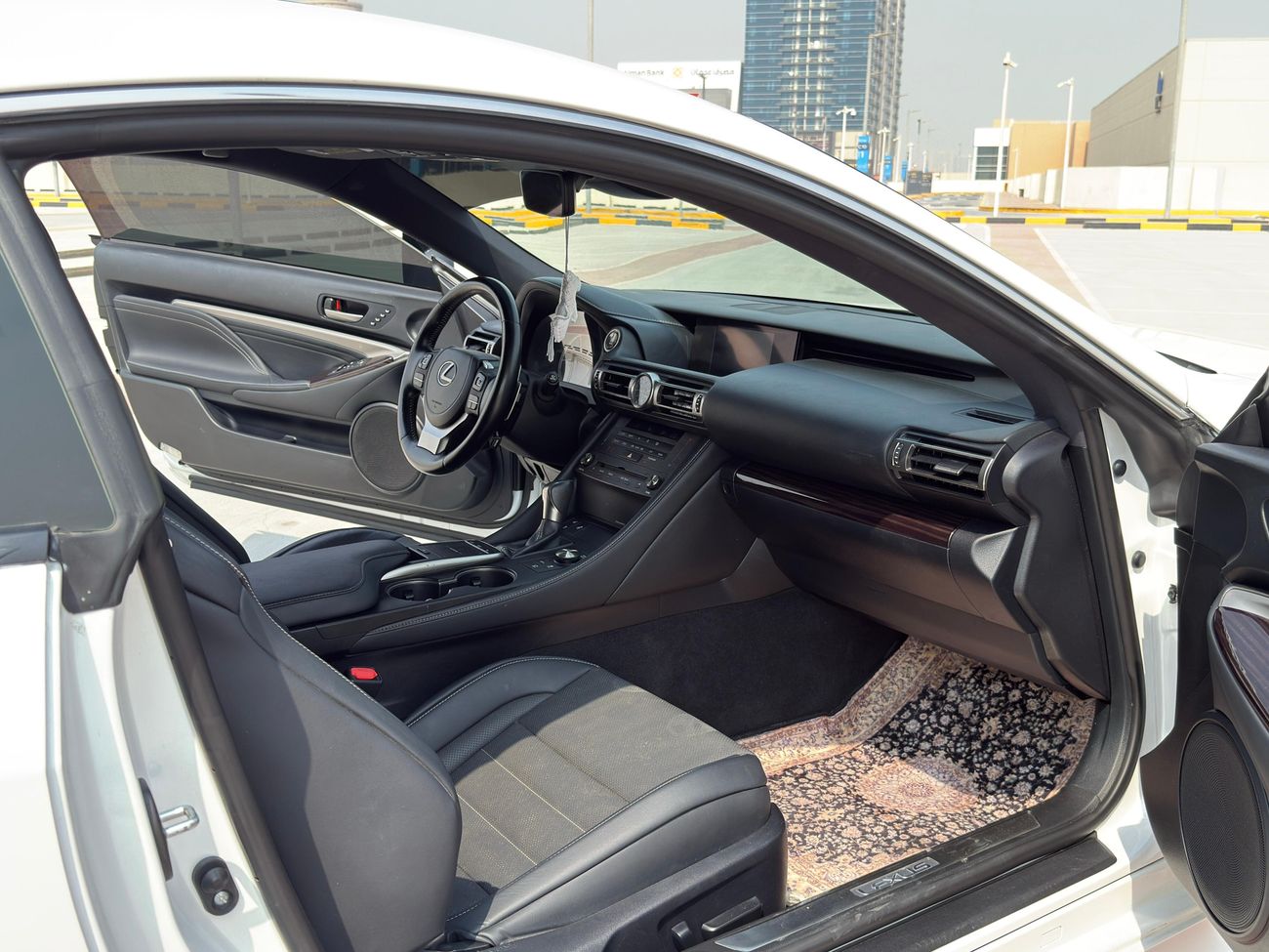 مستعملة لكزس RC 350 3.5L V6 2021 للبيع في عجمان - 896134