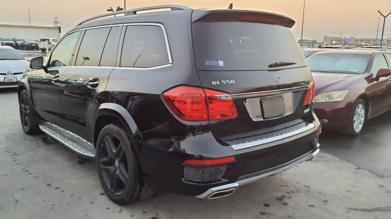 Used Mercedes-Benz GL 500 Std GL550 LOW KM 2016 for sale in Dubai - 667712