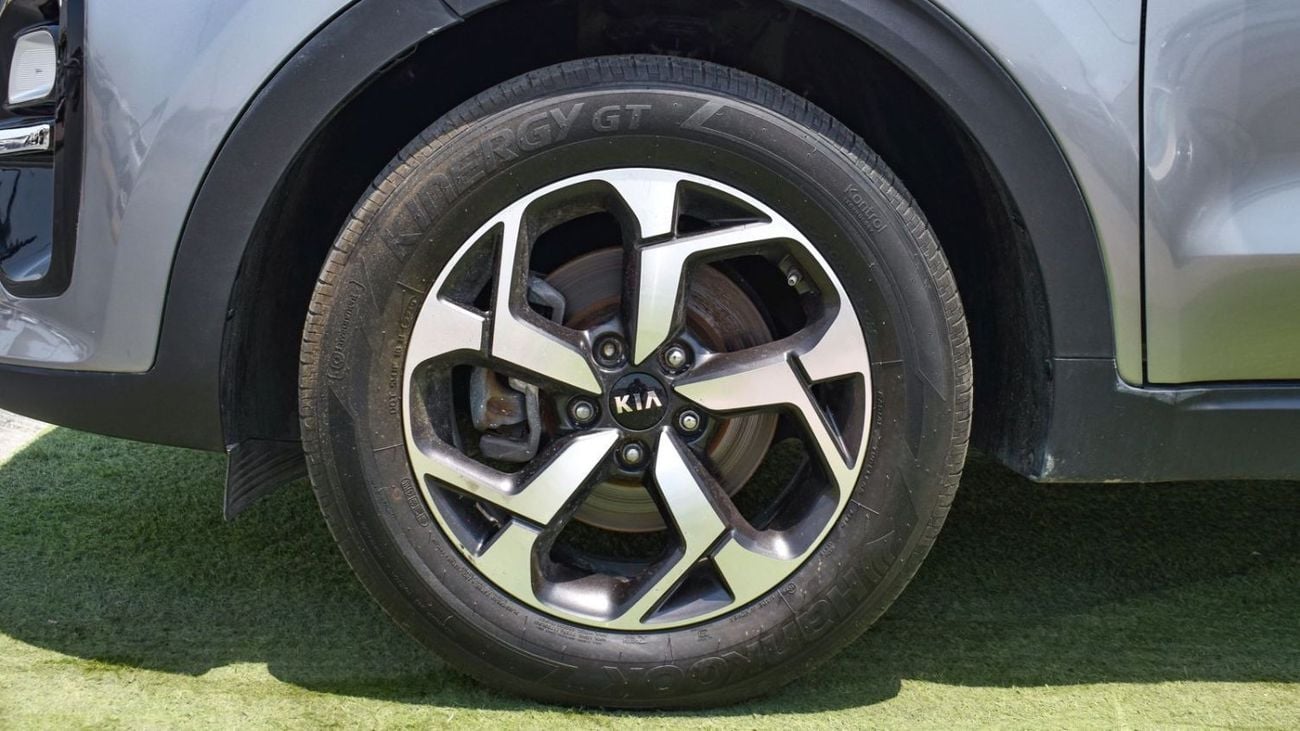 Used Kia Sportage 2020 for sale in Dubai - 727423