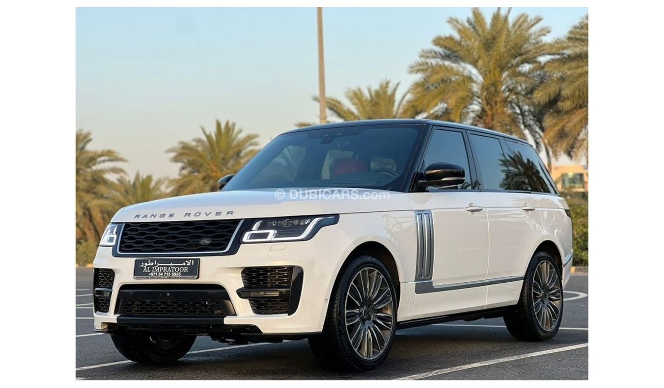 Used Land Rover Range Rover Vogue 2018 for sale in Dubai - 613145