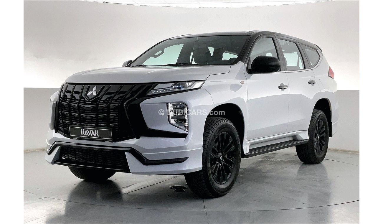 Used Mitsubishi Montero Signature 2021 for sale in Dubai - 651677