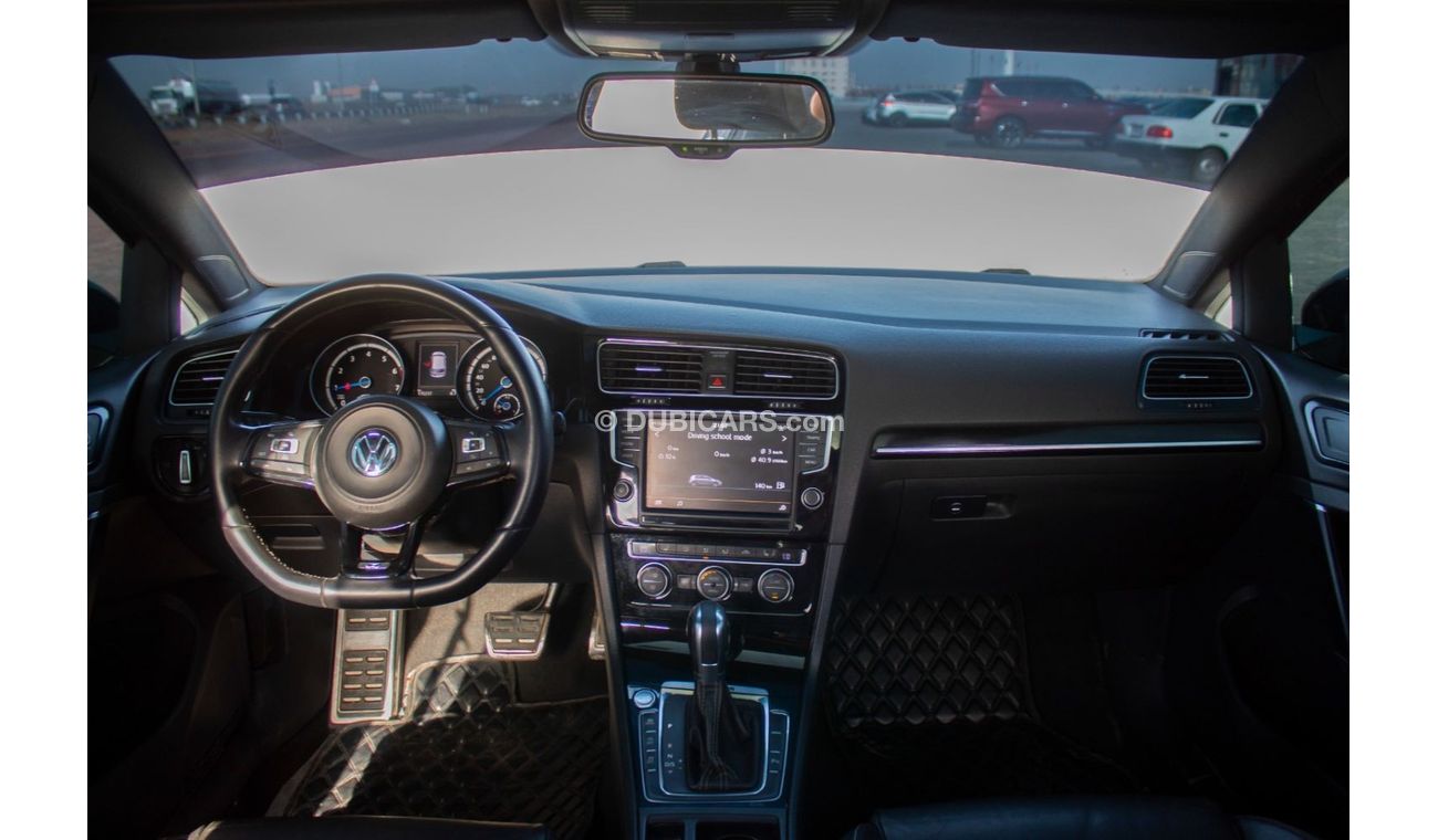 Used Volkswagen Golf R 2016 Price 60,000 dirhams Mileage 115,000 km ...