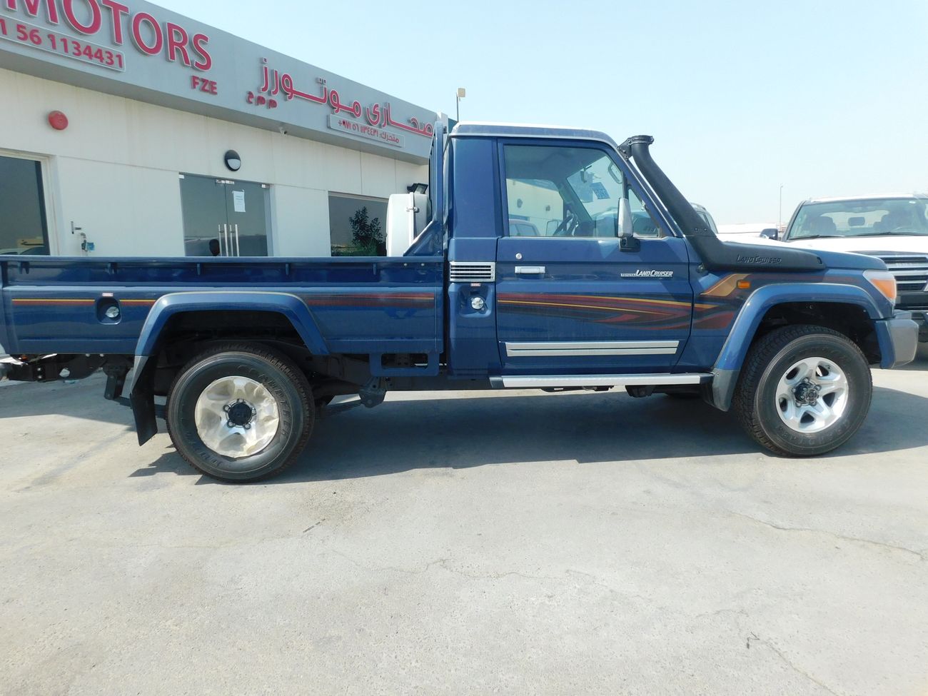New Toyota Land Cruiser Pick Up 79 SC Pickup V8 4.5L TD Limited 4WD MT ...