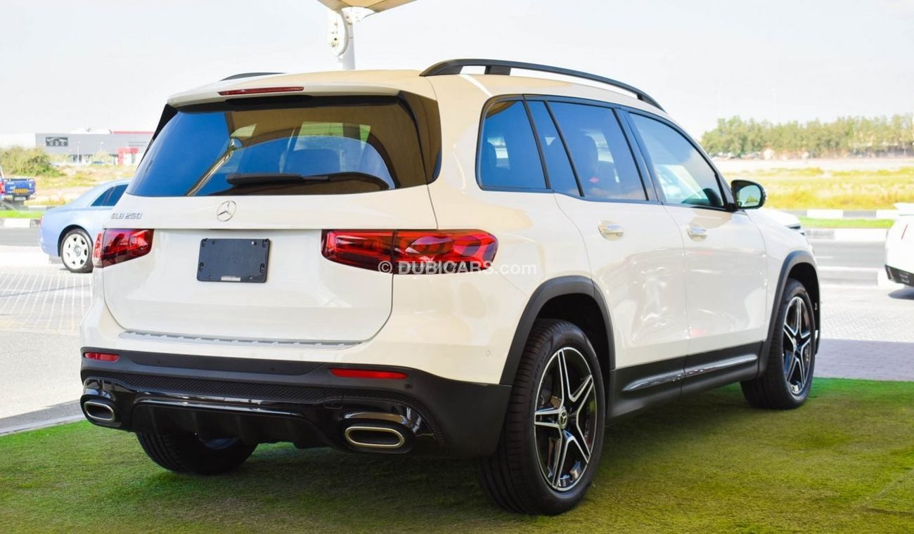 Used Mercedes-Benz GLB 250 2021 for sale in Sharjah - 598346