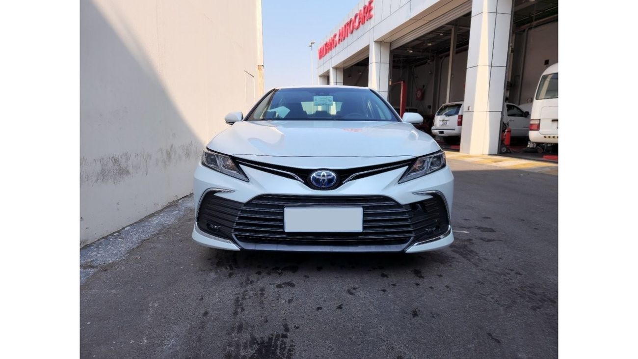 New Toyota Camry Camry Hybrid 2023 for sale in Dubai - 704913