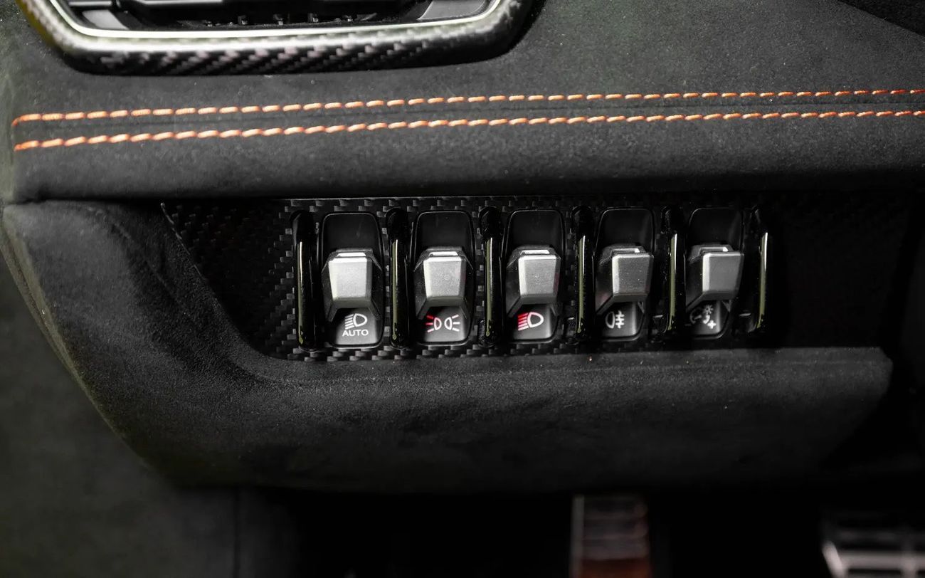 Used Lamborghini Huracan STO - GCC Spec 2022 for sale in Dubai - 860912