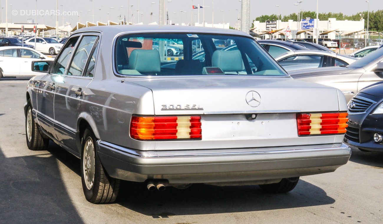 Used Mercedes-Benz 300 SLE 1990 for sale in Dubai - 375563