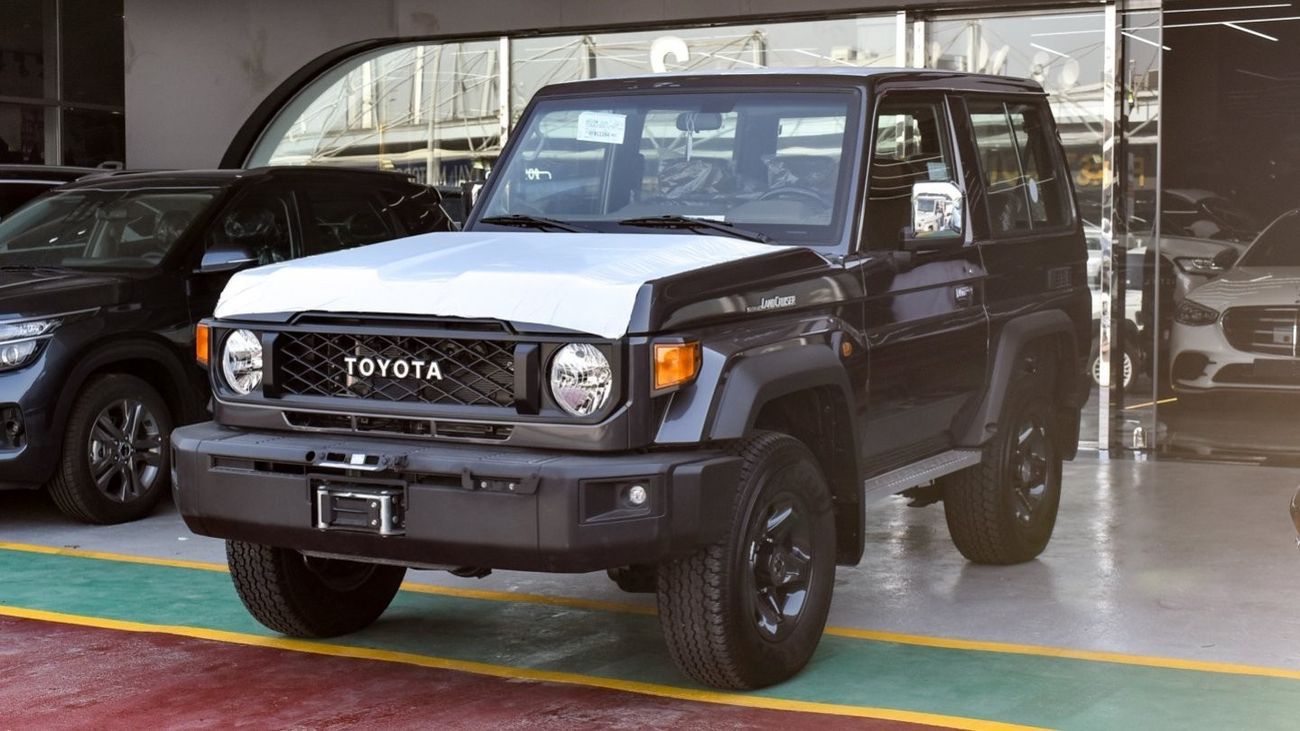 New Toyota Land Cruiser Hard Top LC 71 3 DOORS 4.0L V6 Petrol Auto ...