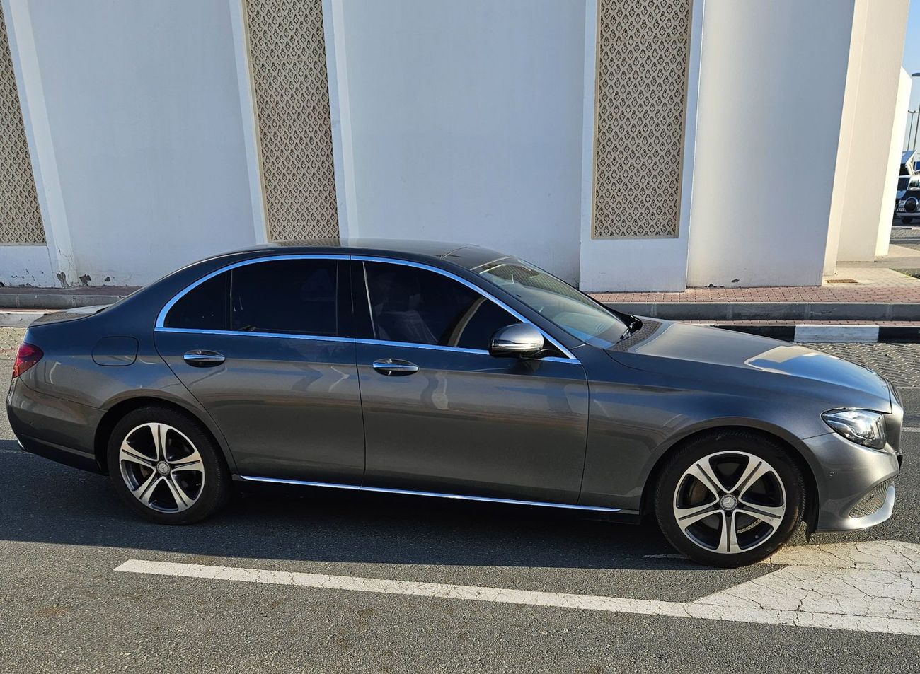 Used Mercedes-Benz E300 2017 for sale in Dubai - 718057