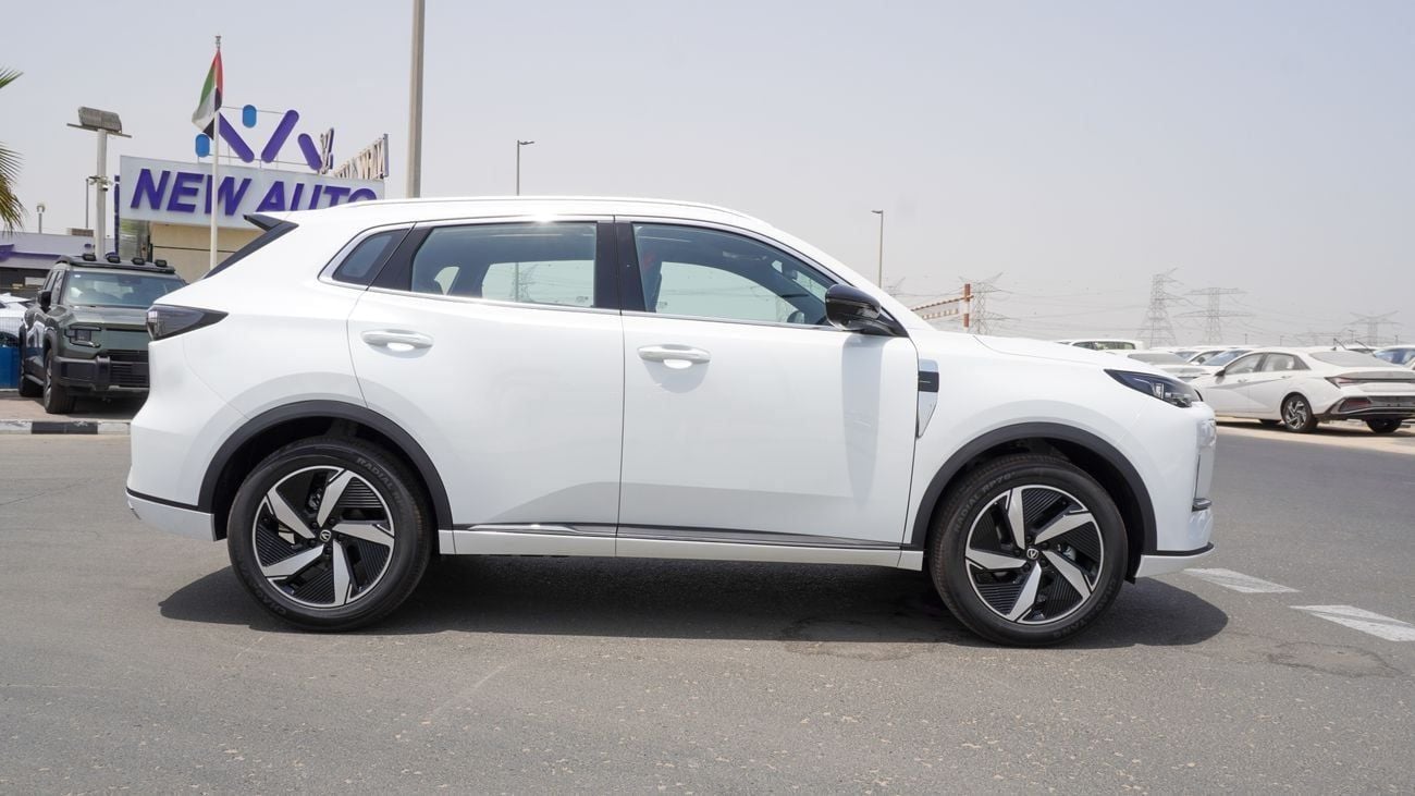 New Changan CS35 Plus Brand New Changan CS55 Plus 2025 1.5L FWD Petrol |White/Black |N-CS55-PLUS ...