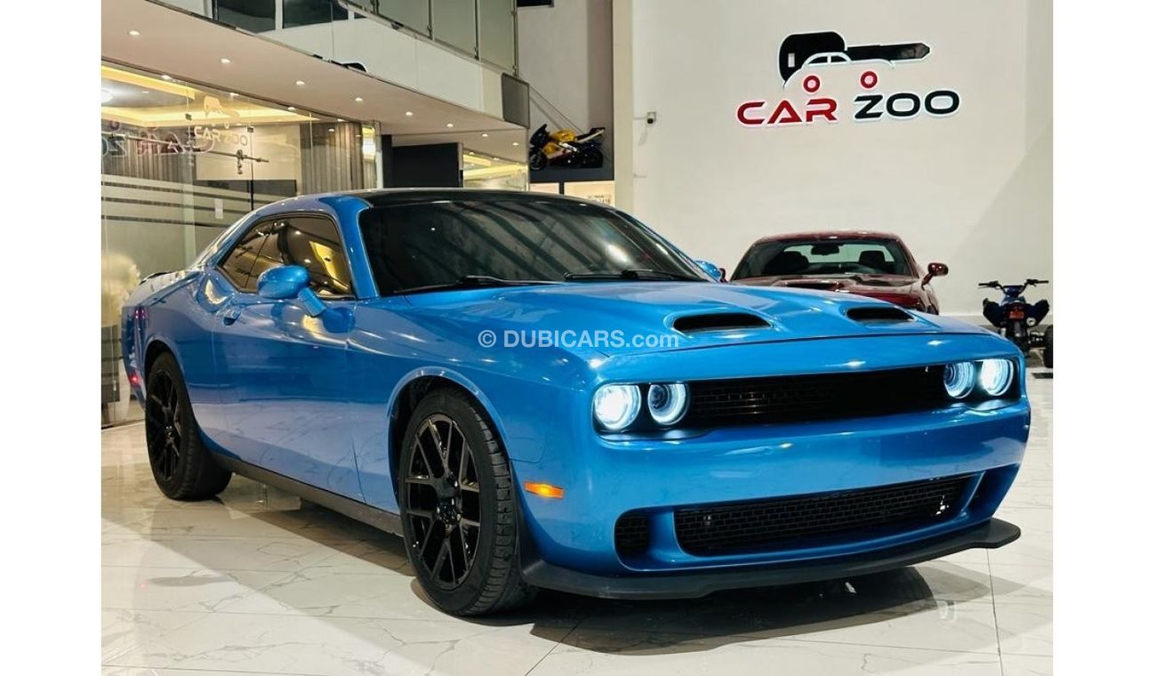 Used Dodge Challenger R/T 2018 for sale in Dubai - 663219