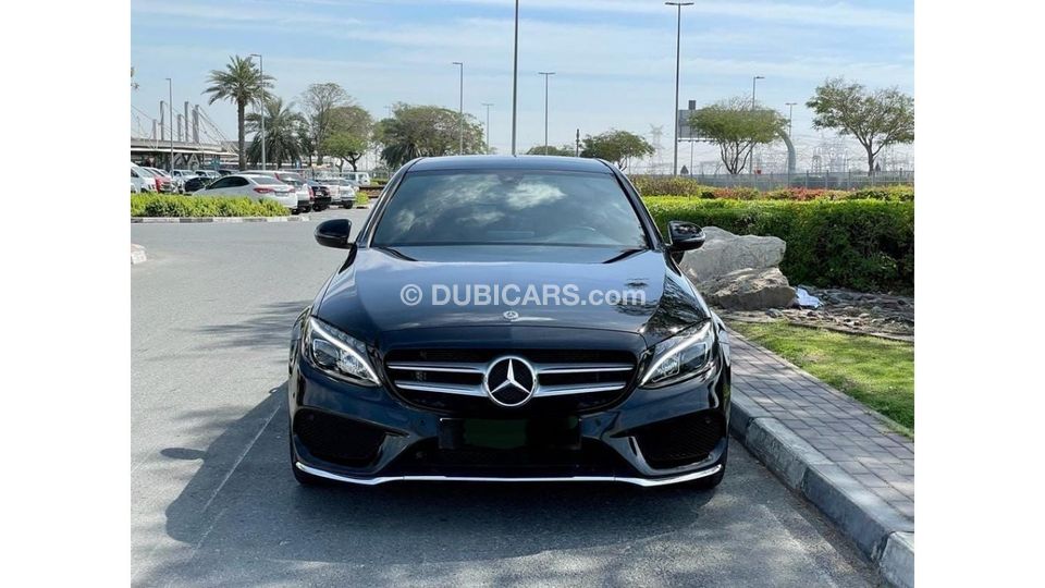 Used Mercedes-Benz C 200 2018 for sale in Dubai - 669403