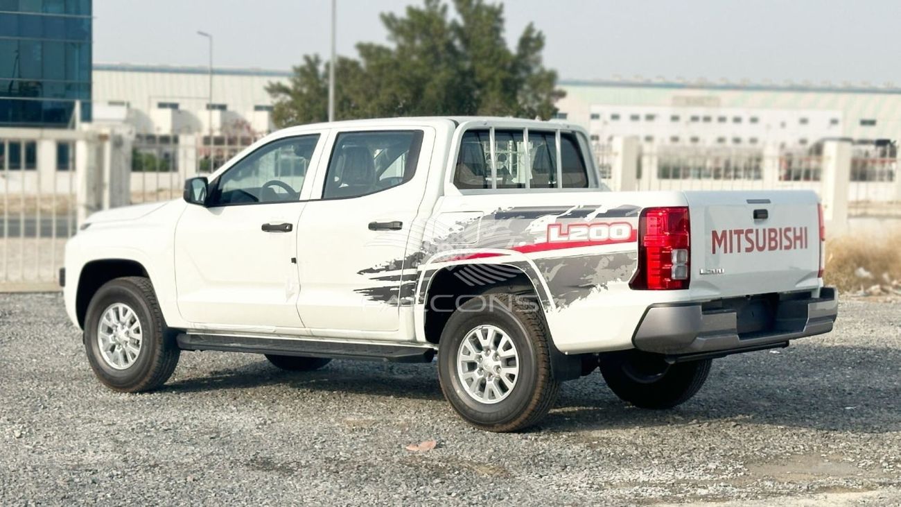New MITSUBISHI L200 2.4L P DC 4WD GLX 5MT 2024 for sale in Dubai - 759217