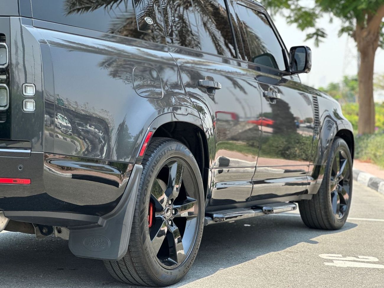 Used 130 SE P400 X Dynamic (7 Seater) Land Rover Defender 130x / 2023 ...