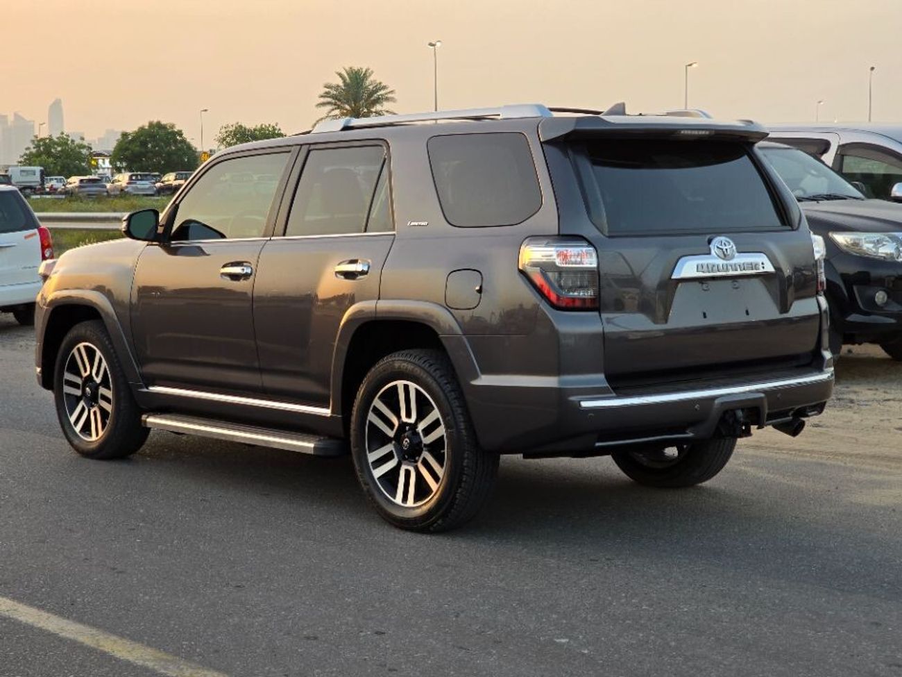 Used Toyota 4Runner 2017 Model Limited 7 seater , 4x4 , sunroof and ...