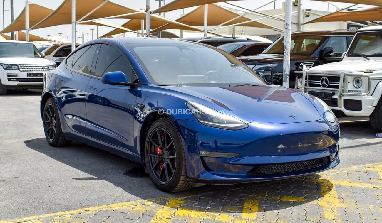 Used Tesla Model 3 2022 for sale in Sharjah - 770349