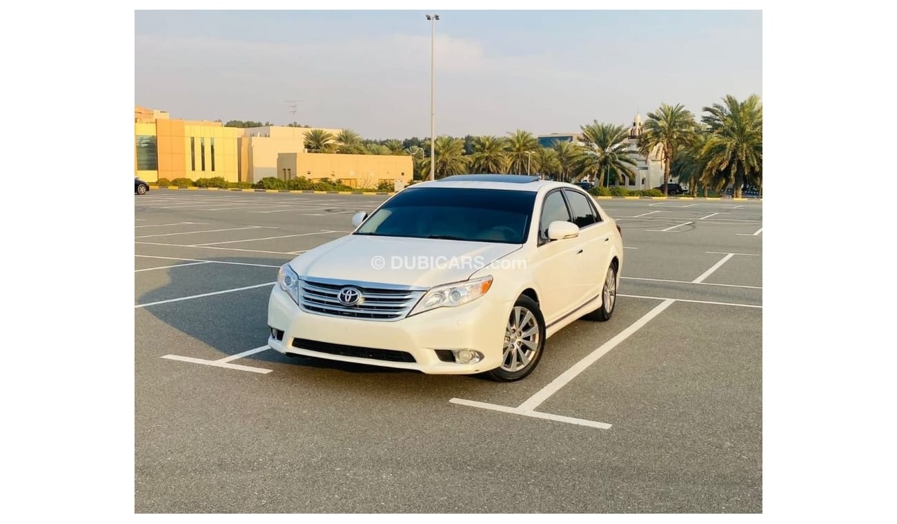 Used Toyota Avalon Limited 2012 for sale in Dubai - 598910