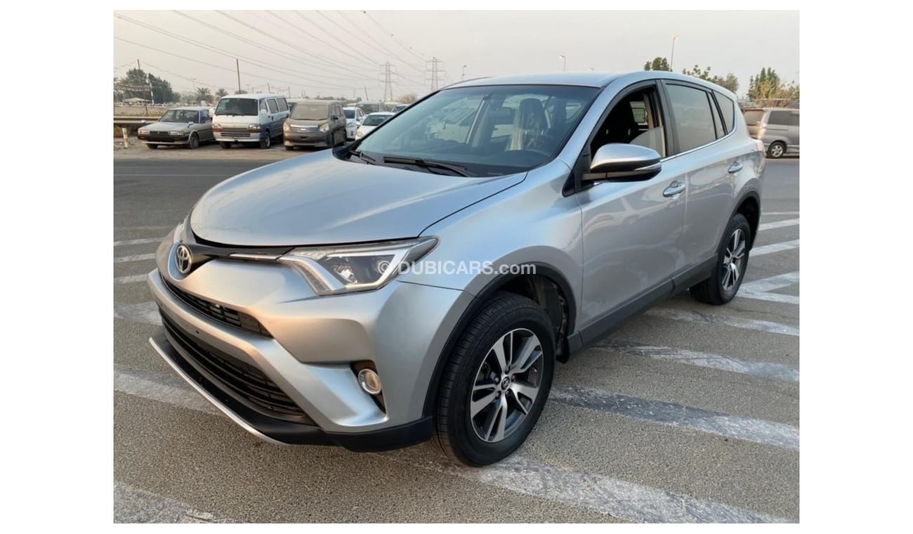 Used 2018 Toyota Rav4 2018 for sale in Dubai - 458093