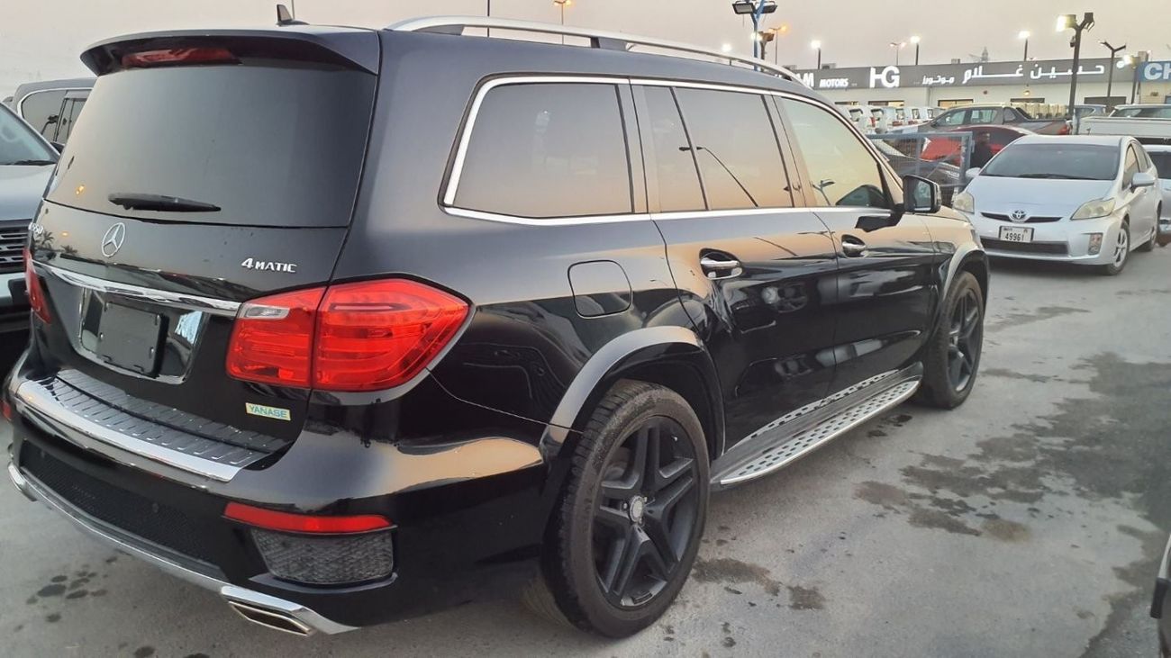 Used Mercedes-Benz GL 500 Std GL550 LOW KM 2016 for sale in Dubai - 667712