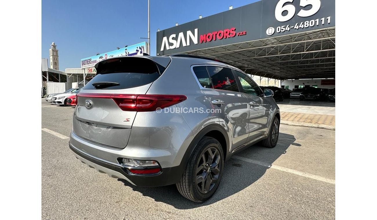 Used Kia Sportage 2020 for sale in Dubai - 562943