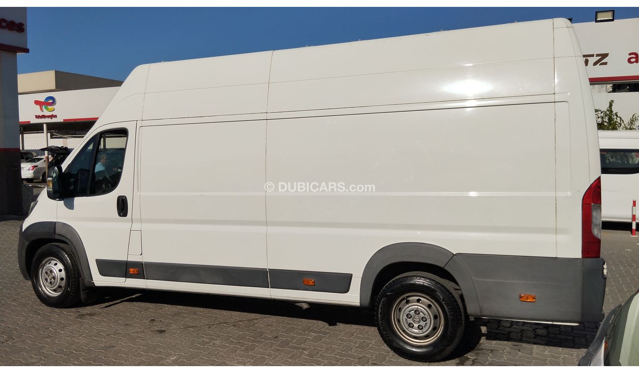 Used Peugeot Boxer L4H3 2018 for sale in Sharjah - 695042