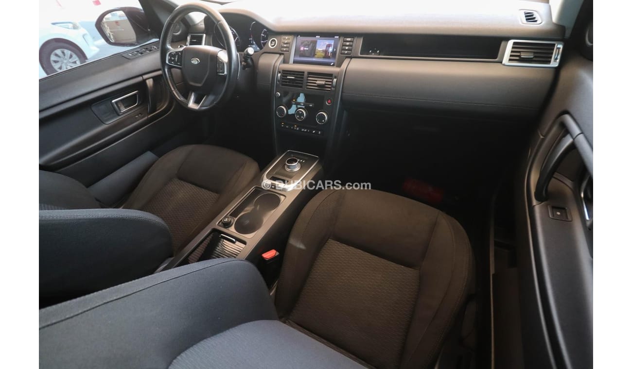 Used Land Rover Discovery Sport L550 2016 for sale in Dubai - 632422