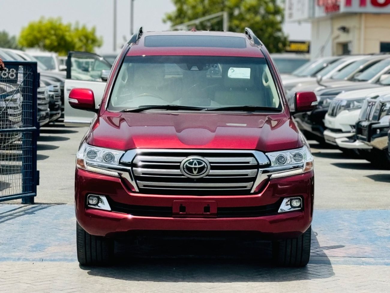 Used Toyota Land Cruiser Lc200 zx top of the range RHD 2017 for sale in ...