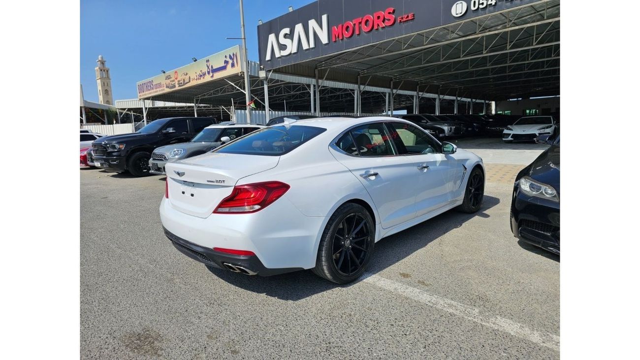 Used Genesis G70 Prestige 2019 for sale in Dubai - 709740
