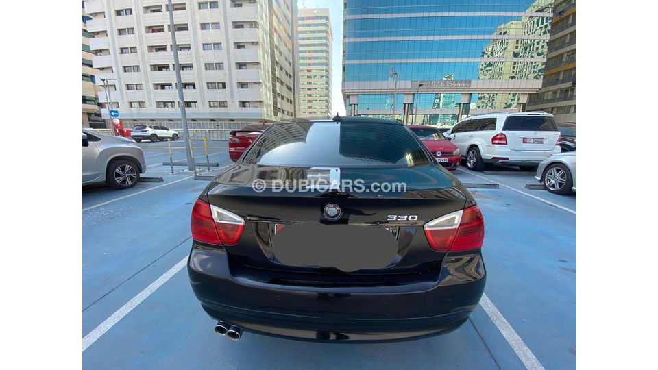 Used BMW 330i 2007 for sale in Abu Dhabi - 610052