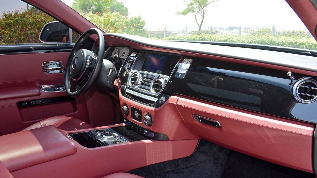 Used Rolls-Royce Ghost Std 2013 JAPANESE SPECS ORIGINAL COLOUR IS BLACK ...