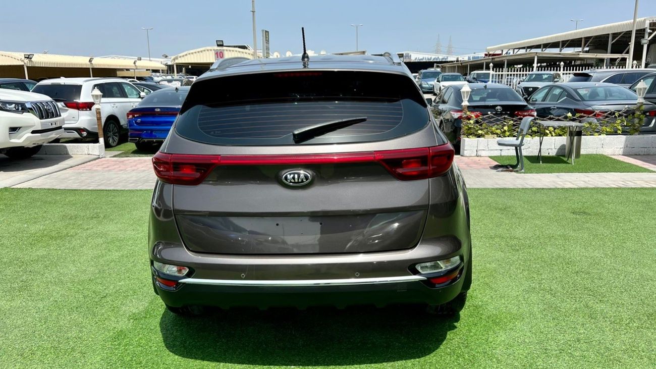Used Kia Sportage LX 2019 for sale in Dubai - 542726
