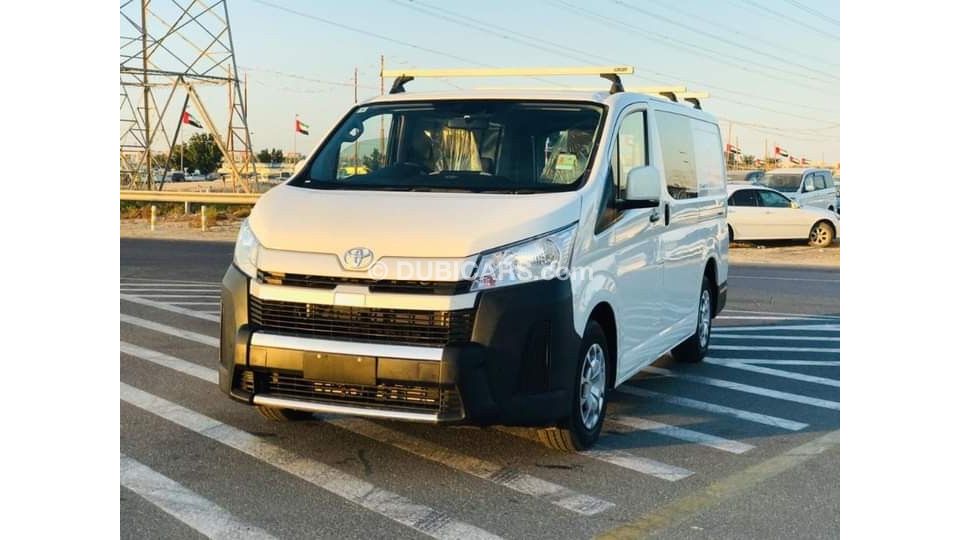 Used Toyota Hiace 2019 for sale in Dubai - 538235