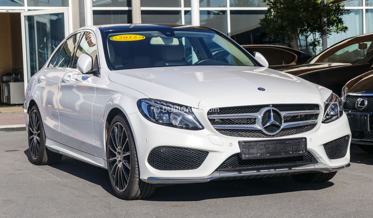 Used Mercedes-Benz C200 2015 for sale in Dubai - 300135